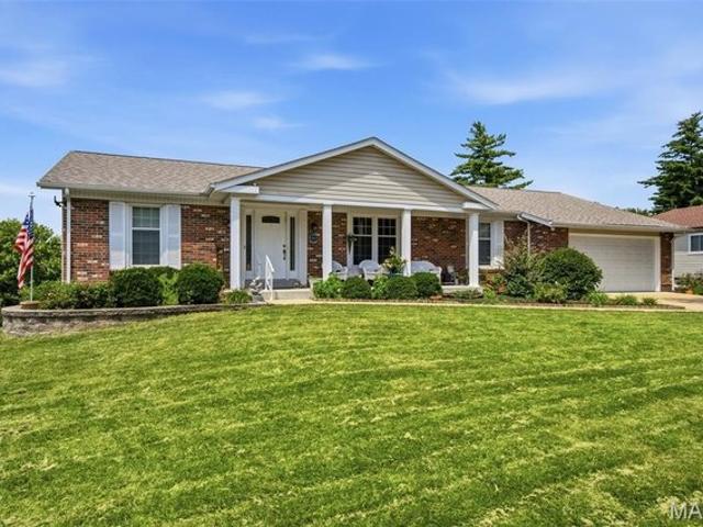 273 Prince Towne Dr, Saint Louis, MO 63141