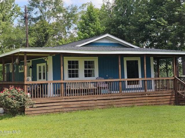 273 Tessie Dr, Jacksons Gap, AL 36861