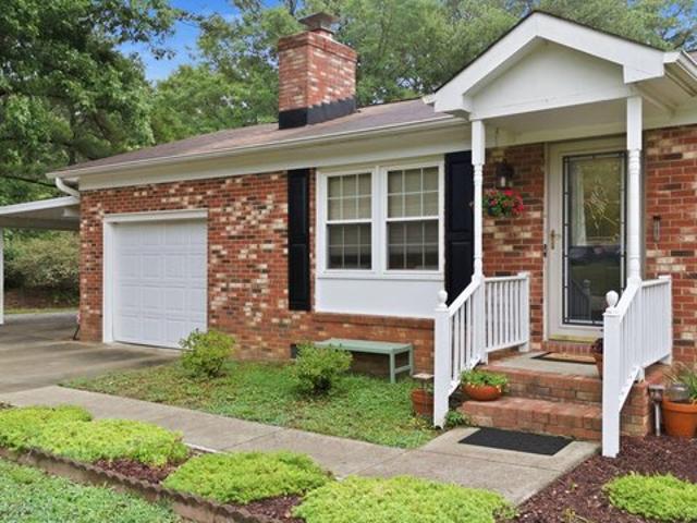 2744 Brantley Dr, Apex, NC 27539