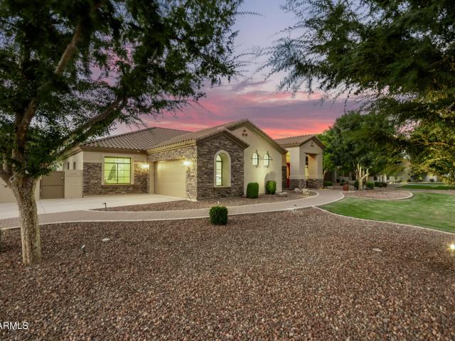2744 e country shadows court