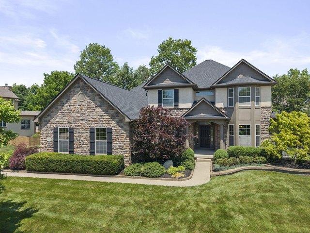 2745 Alum Crossing Dr, Lewis Center, OH 43035