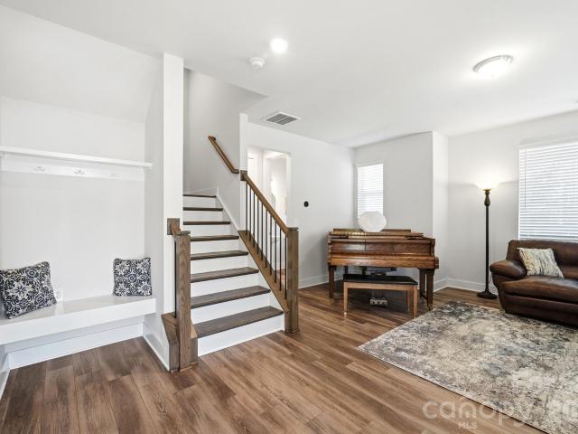 2745 Ensemble Court