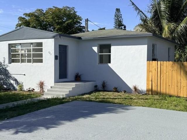 2745 Funston St, Hollywood, FL 33020