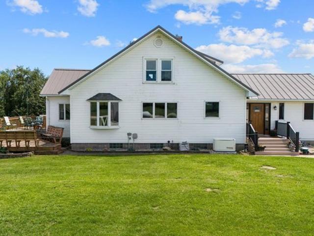 2745 State Route 91, Princeville, IL 61559