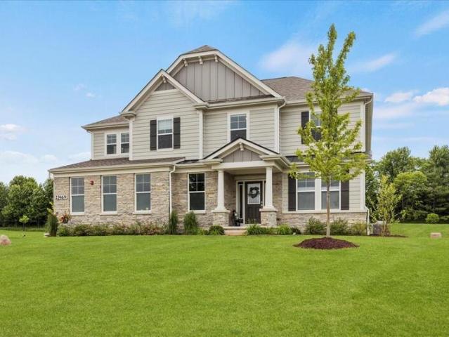 27469 N Junegrass Drive, Lake Barrington, IL 60010
