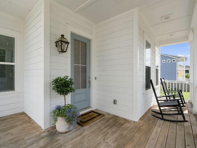 2746 Mcfadden Way