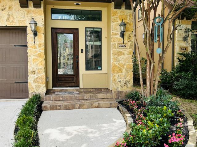 2746 Kings Retreat Circle