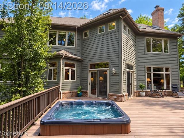 2746 Pineview Trail