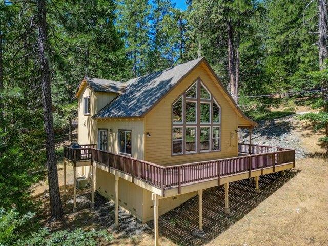 2746 Quartz Dr, Arnold, CA 95223