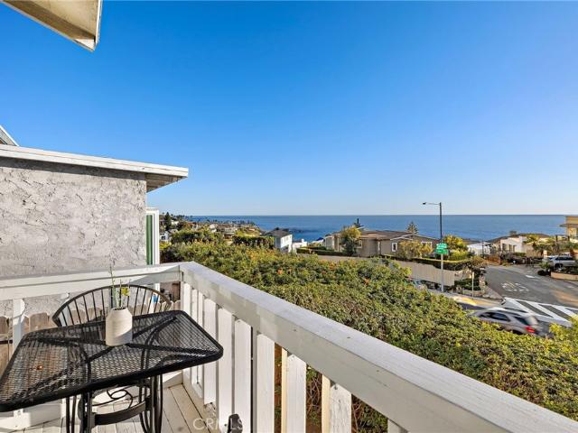 2746 S Coast