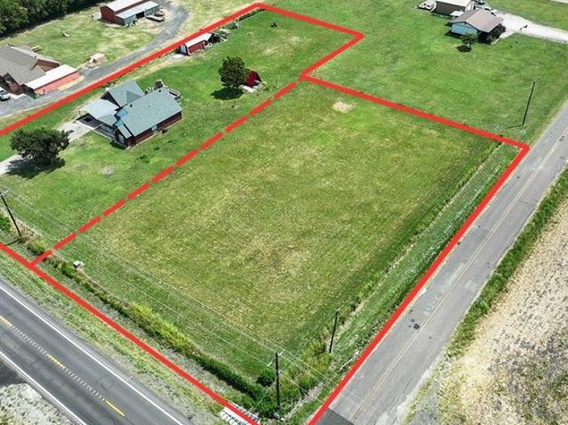 2747 FM 547, Farmersville, TX 75442