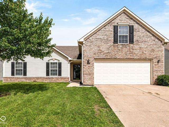 2747 Foxbriar Pl, Indianapolis, IN 46203