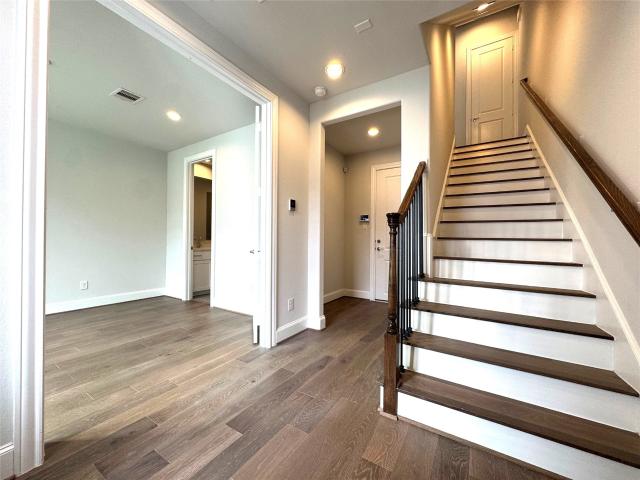 2747 Providence St, Houston, TX 77020 | MLS #22525 | Compass