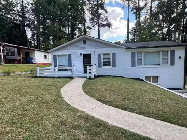 2747 Santa Barbara Dr NW, Atlanta, GA 30318 MLS 7553922
