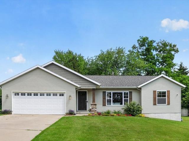 2747 4 Mile Rd NW, Grand Rapids, MI 49544
