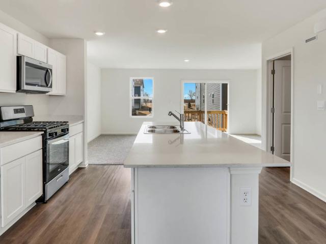 2748 Arrowhead Drive