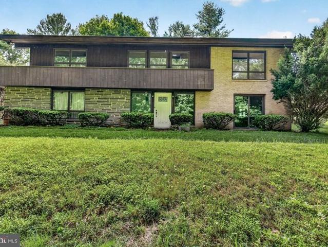2748 Bennies Hill Rd, Middletown, MD 21769