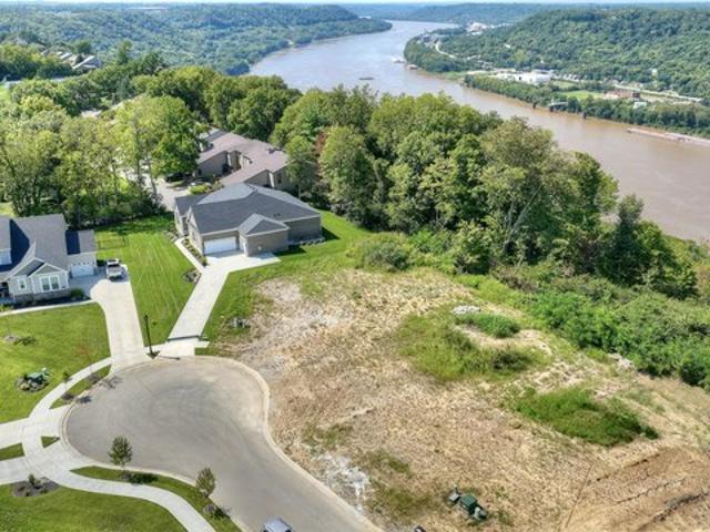 2748 River Birch Dr, Villa Hills, KY 41017