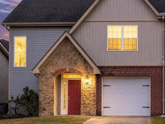 2748 Stone Trace Dr, Chattanooga, TN 37421
