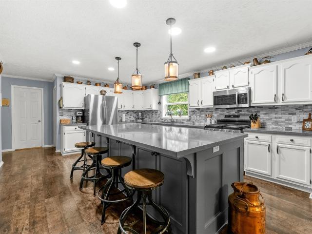 2748 Spike Buck Lane