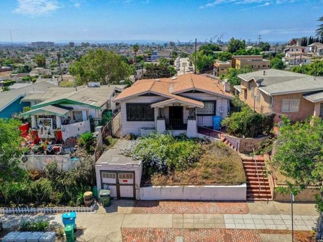 2749 Market St, San Diego, CA 92102