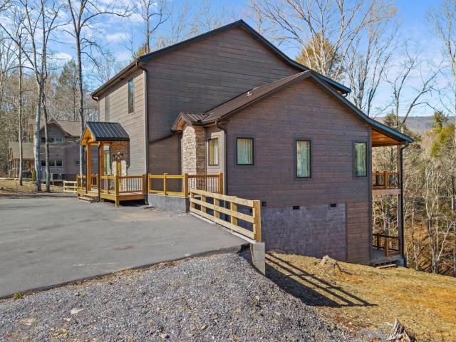 2749 Owls Cove Way