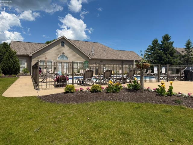 2749 A Canterbury Circle