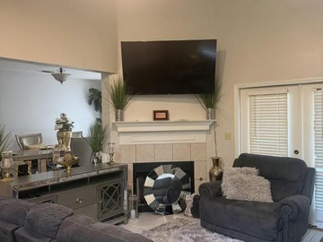2749 Corrie Adrian Ln, Tallahassee, FL 32303