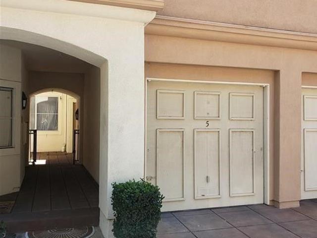 2749 Dietrich Dr, Tustin, US, CA