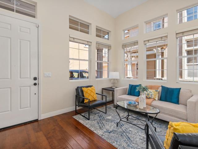 2749 Foxglove Ct
