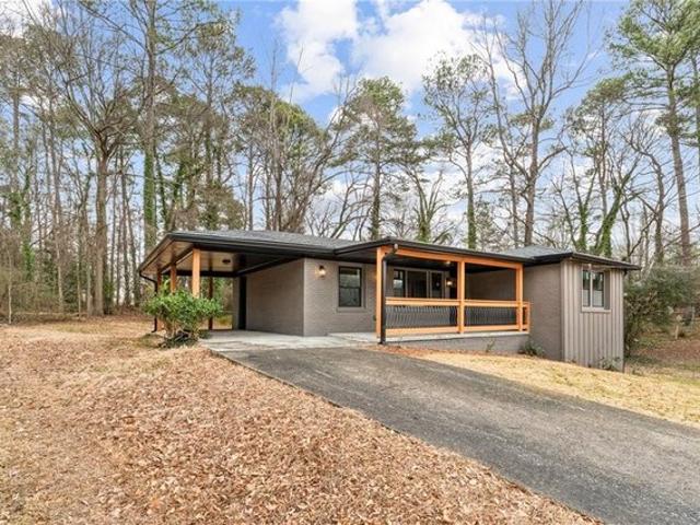 2749 Lincoln Ct NW, Atlanta, GA 30318