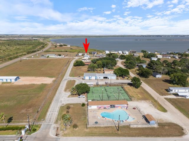 2749 W Bayshore Drive