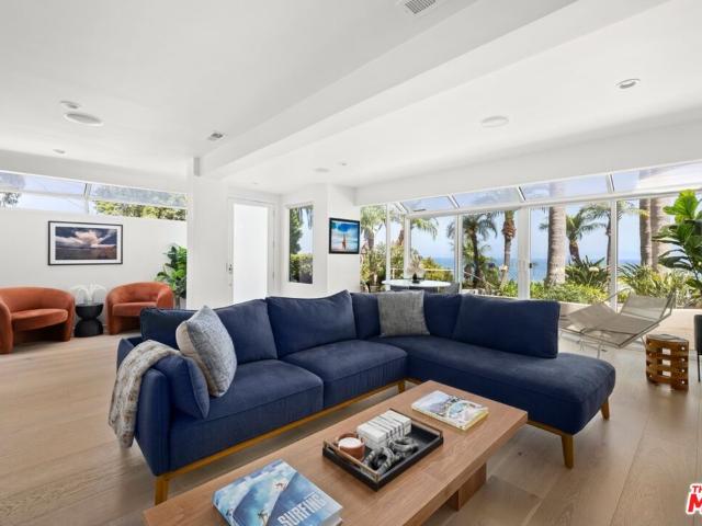 27400 Pacific Coast Hwy, Unit 106, Malibu, CA 90265 | MLS #26638 | Compass