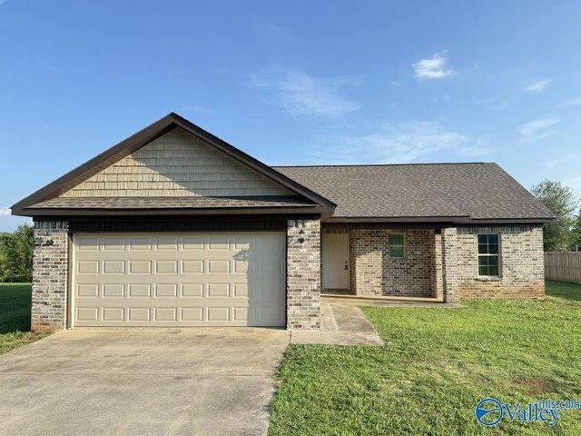 27402 Ed Ray Rd, Athens, AL 35613