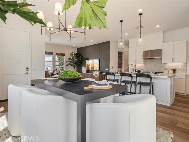 27404 Red Alder Lane