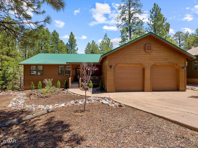 2740 Maple Lane