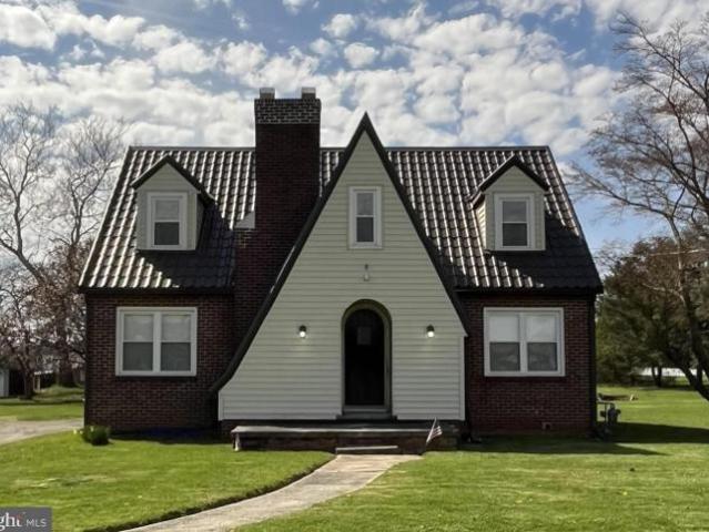 2740 N George St, York, PA 17406