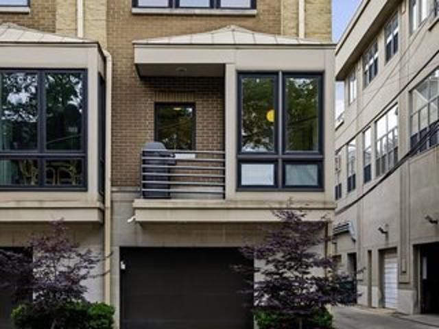 2740 N Wayne Ave Apt C, Chicago, IL 60614