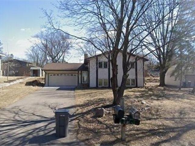 2740 Norwood Ln N, Minneapolis, MN 55441