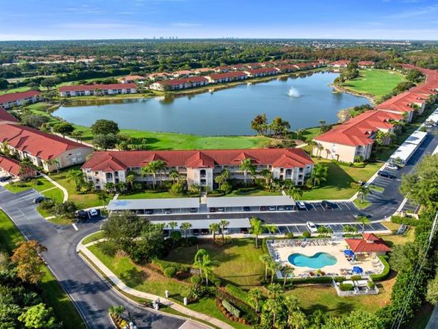 2740 Cypress Trace Cir Apt 2725, Naples, FL 34119