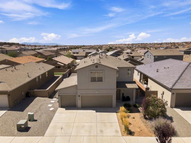 2740 Camino Plata Loop NE