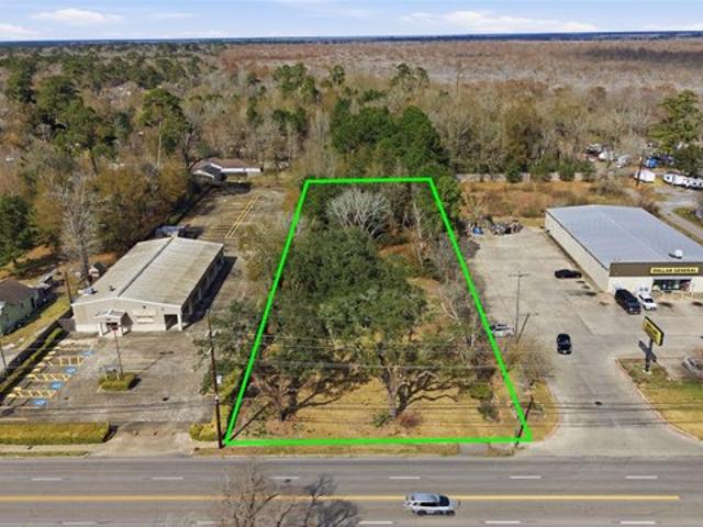 2740 E Lucas Dr, Beaumont, TX 77703