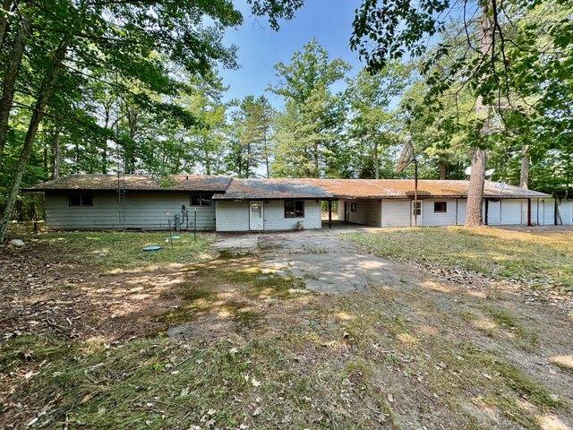 2740 Rux Rd, Woodruff, WI 54568