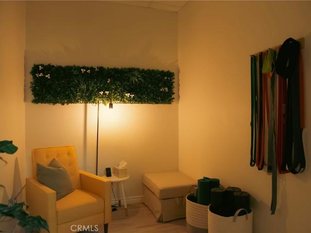 2740 Santa Anita