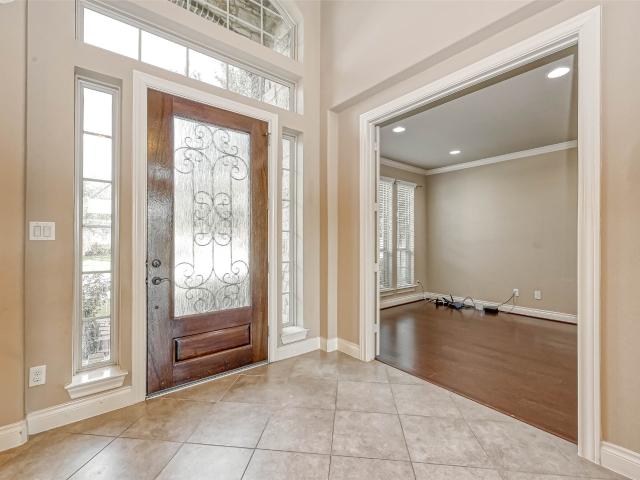 27415 Blinkwood Park