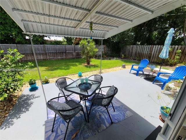 2741 NE 16th Ave, Wilton Manors, FL 33334 | MLS #A12001