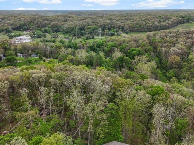 2741 Questover Canyon Dr, Wildwood, MO 63038 | MLS #26022 | Compass