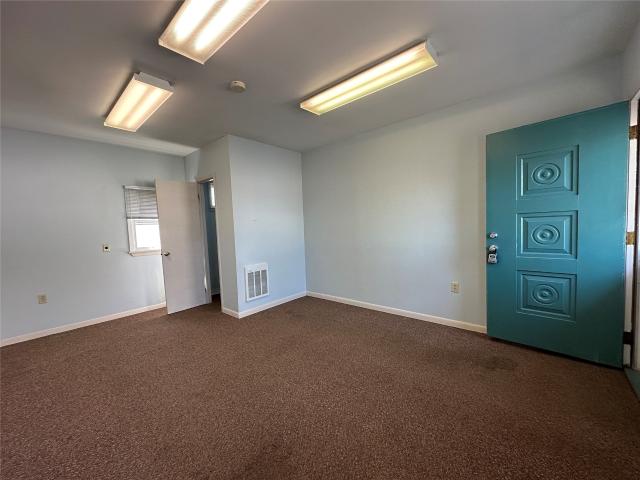 2741 W LAKE Road 600
