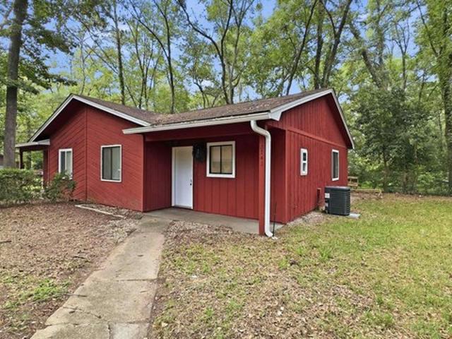 2741 W Tharpe St, Tallahassee, FL 32303