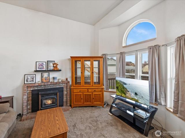 27420 Church Creek Loop NW